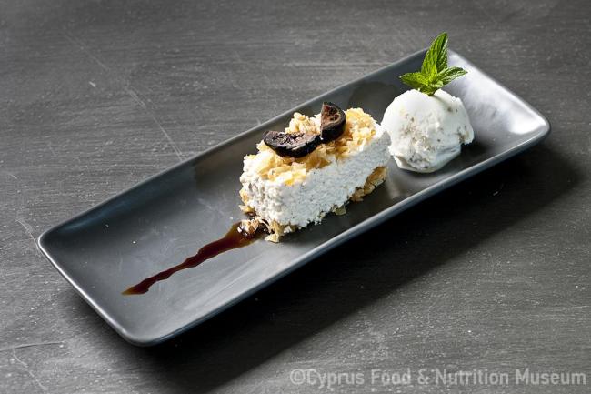 Anari cream with honey and walnuts | Cyprus Food Museum