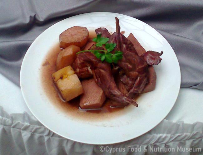 Rabbit kappamás | Cyprus Food Museum