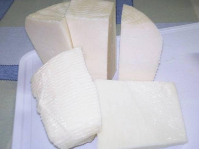 Paphitiko tyri - Paphos cheese | Cyprus Food Museum